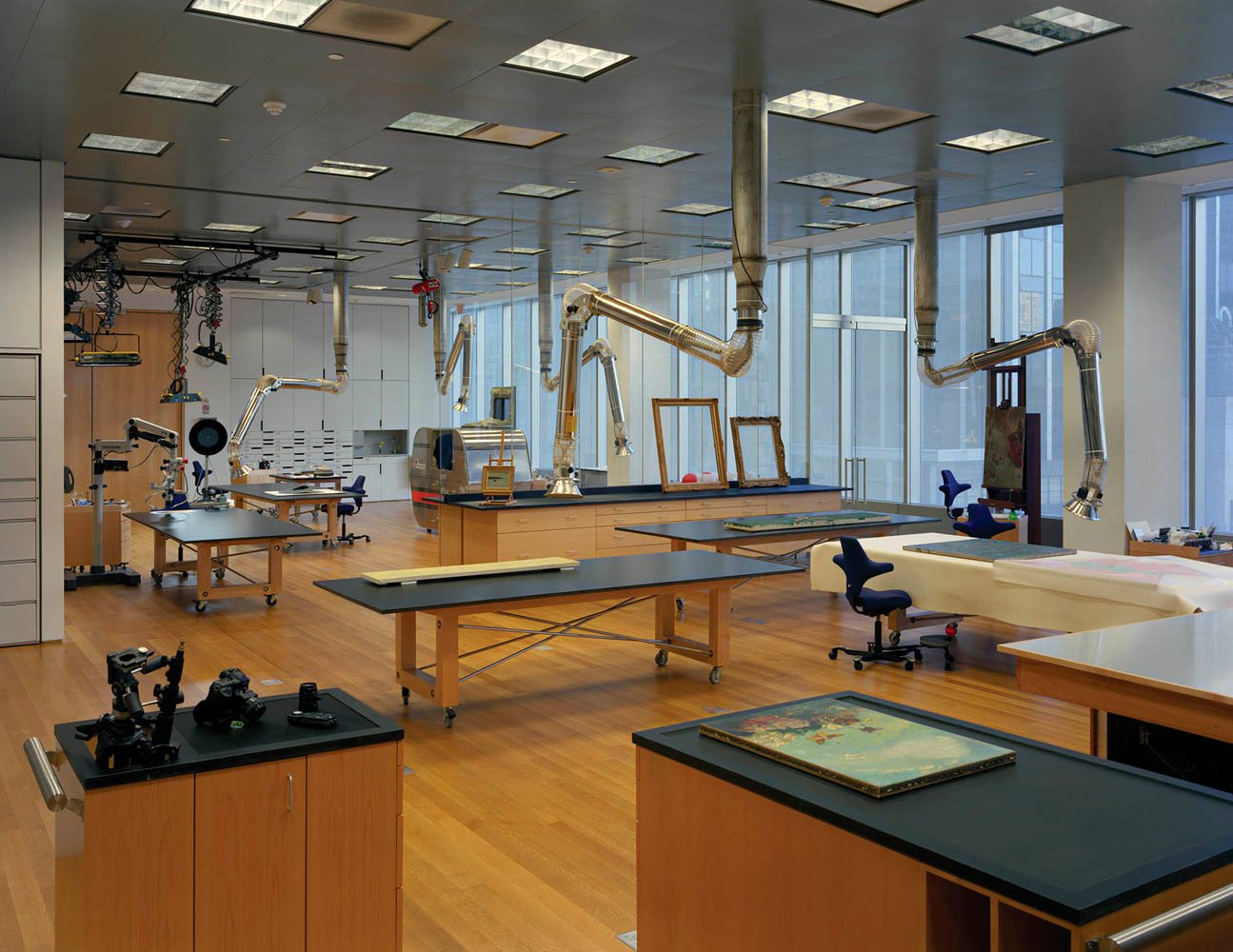 MoMA Art Conservation Labs - Richlite Table & Counter Tops - Case Study