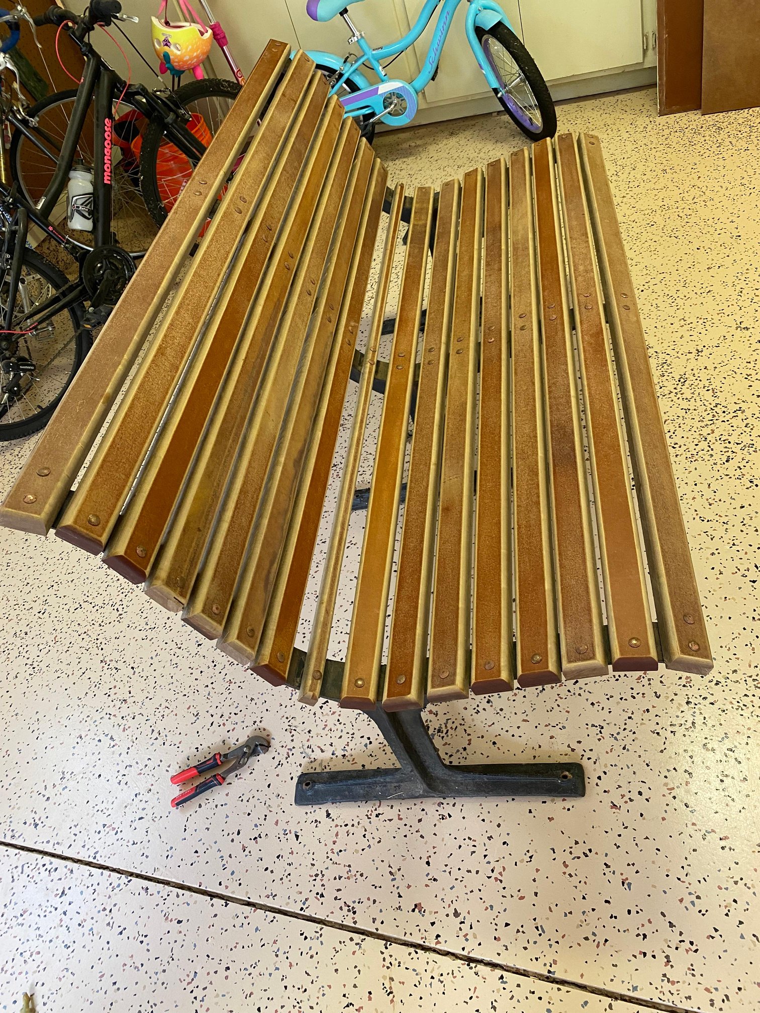 20-year-old Richlite Countertops Upcycled into a Park Bench
