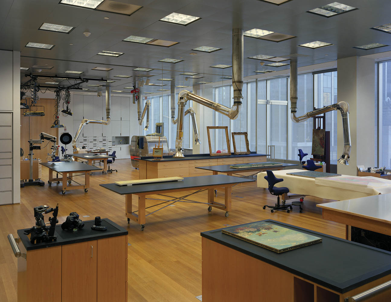 MoMA Art Conservation Labs - Richlite Table & Counter Tops - Case Study